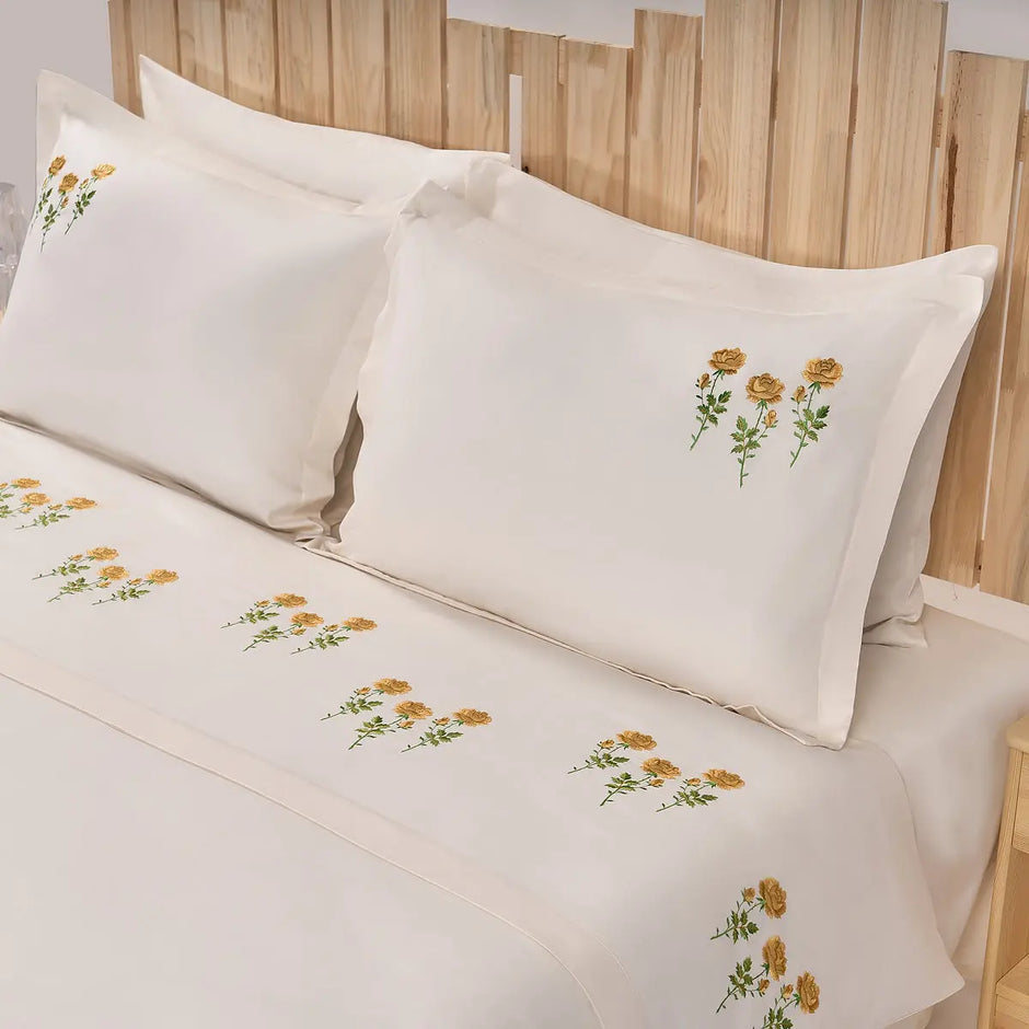 Lenjerii de Pat, Prosoape, Costume Populare | Casa Crystal – CRISTAL ...